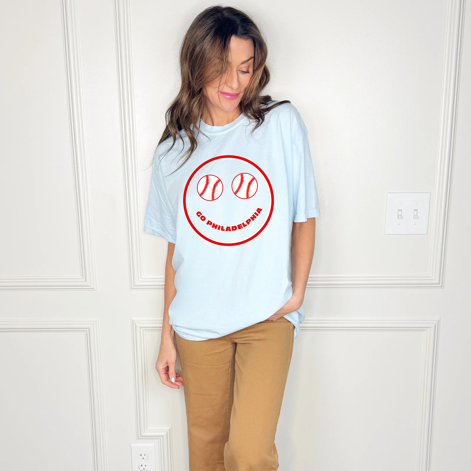 Go Philadelphia Smiley Tee